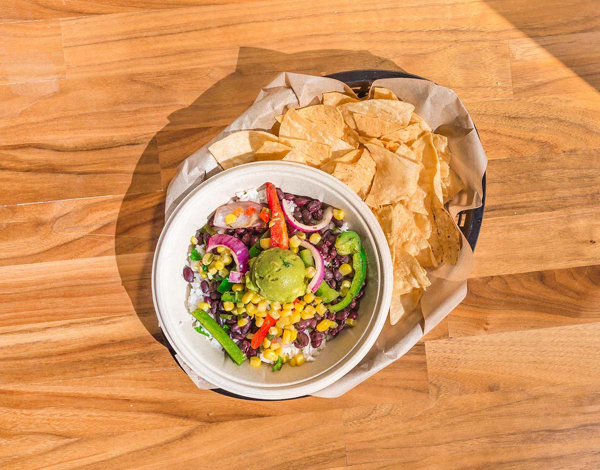 81 Restaurants that Deliver & Takeout in Salina | EatStreet.com